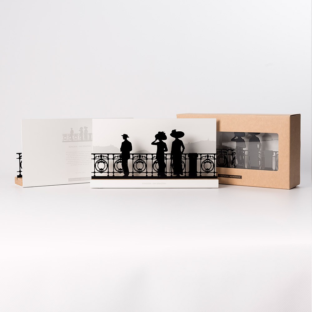 “PEOPLE IN LA CONCHA” | DONOSTIA - SAN SEBASTIÁN Collection | Souvenir ...